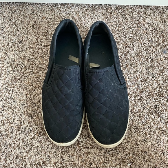 Mossimo Supply Co. | Shoes | Quilted Black Steve Madden Look Alike From ...